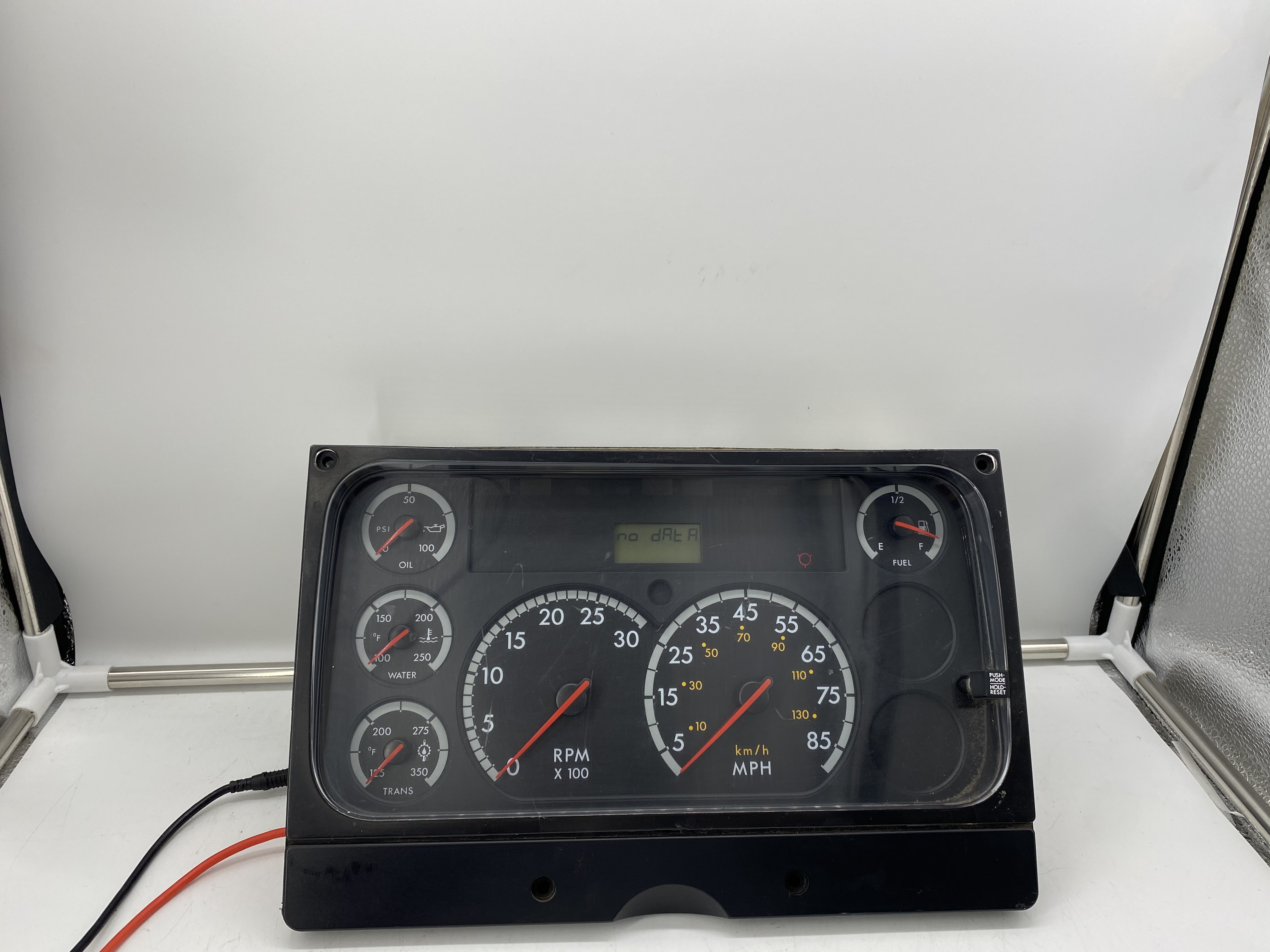 2005 FREIGHTLINER USED DASHBOARD INSTRUMENT CLUSTER FOR SALE (MPH ...