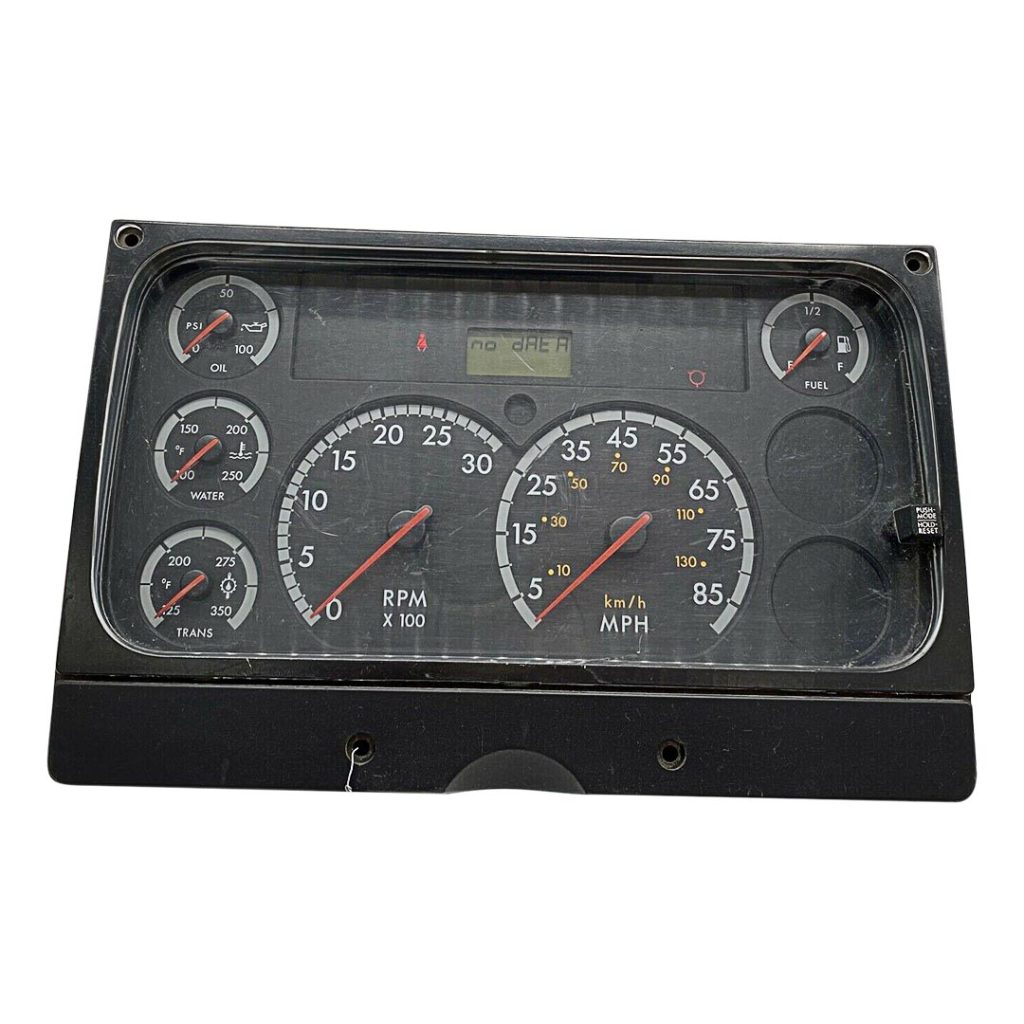 2006 FREIGHTLINER FS65 Used Instrument Cluster For Sale - Dashboard ...