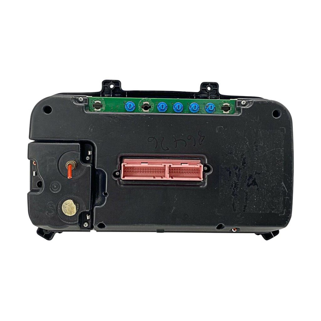 Buy 2008 Freightliner M2 Used Instrument Cluster For Sale